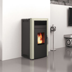 Poêle chaudière à granulés - COMMO 21 - Alfa-Plam a.d. - 20 kW - 50 kW / contemporain / en tôle