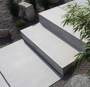 Marche en béton - LIGHT - Bivois - antidérapante / préfabriquée