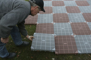 Gazon en dalles - GEOFLOR® - GEOPLAST - carrossable / drainant