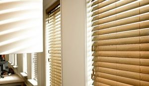 Store vénitien - Tous les fabricants de l'architecture et du design