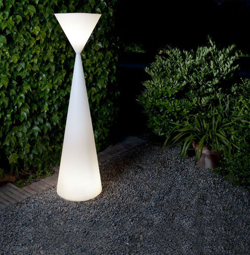 Colonne lumineuse contemporaine - FRIDA - METALARTE - en polyéthylène ...