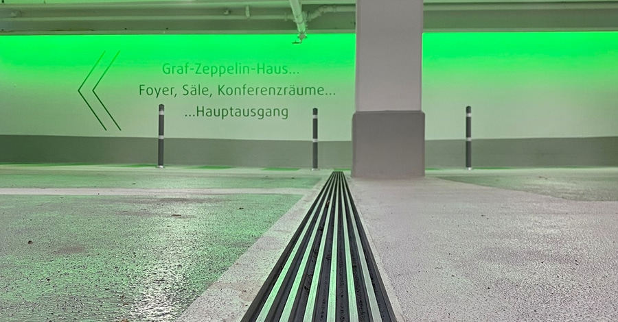 Caniveau de drainage du parking MEARIN PG EVO - 86551 Aichach, Germany ...