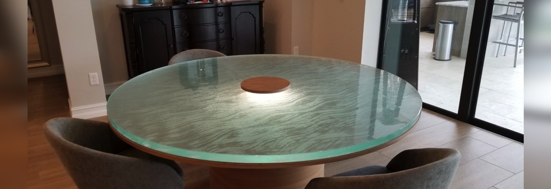 plateau de table en verre thermoformé - France - ThinkGlass